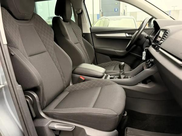 Серый Шкода Karoq 2020 в Рига, объемом двигателя 1.40 л и пробегом 52 тыс. км за 18990 €, фото 9 на AUTOMOTO.COM.LV