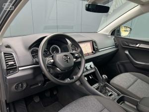 Grey Skoda Karoq 2021 in Kaunas, with an engine capacity of 2.00 L and mileage of 55 thousand km for 25995 €, photo 7 on AUTOMOTO.COM.LV