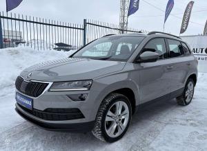 Pelēks Skoda Karoq 2021 Panevēža, ar dzinēja tilpumu 1.97 L un nobraukumu 200 tūkst. km par 15300 €, foto  vietnē AUTOMOTO.COM.LV