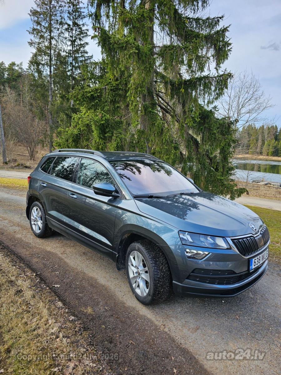 Grey Skoda Karoq 2021 in Torva, with an engine capacity of 1.50 L and mileage of 93 thousand km for 21000 €, photo 3 on AUTOMOTO.COM.LV