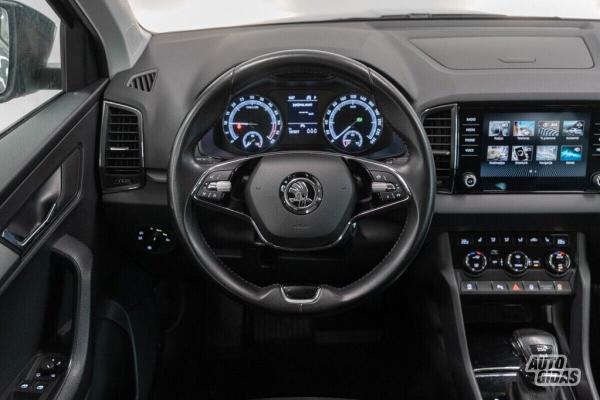 Pelēks Skoda Karoq 2021 Viļņa, ar dzinēja tilpumu 2.00 L un nobraukumu 175 tūkst. km par 18100 €, foto 10 vietnē AUTOMOTO.COM.LV