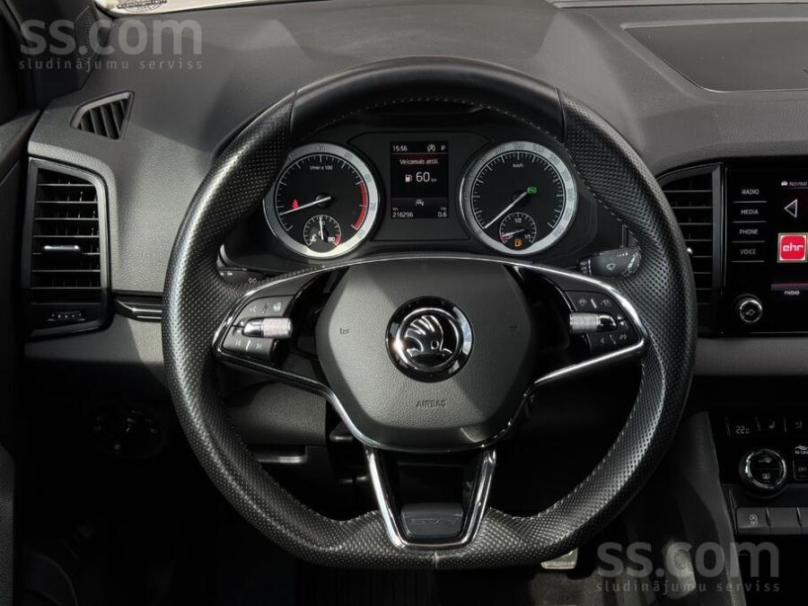 Pelēks Skoda Karoq 2021 Valmiera, ar dzinēja tilpumu 1.50 L un nobraukumu 216 tūkst. km par 16400 €, foto 10 vietnē AUTOMOTO.COM.LV