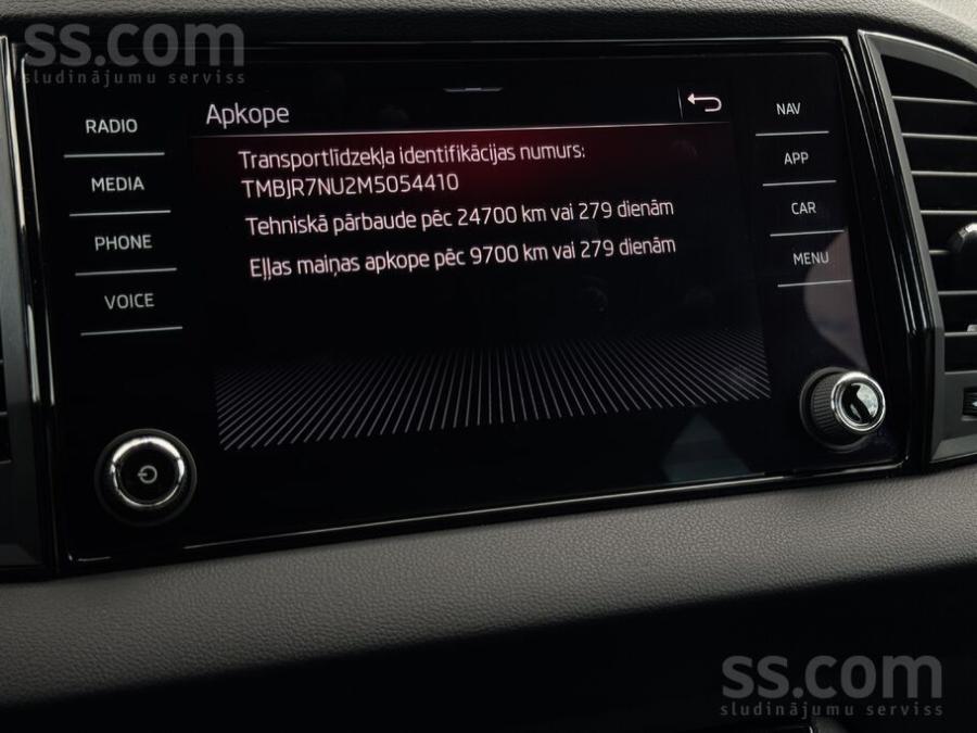Pelēks Skoda Karoq 2021 Valmiera, ar dzinēja tilpumu 1.50 L un nobraukumu 216 tūkst. km par 16400 €, foto 14 vietnē AUTOMOTO.COM.LV