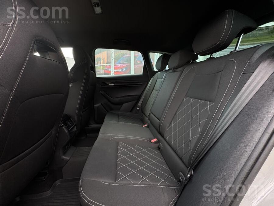 Pelēks Skoda Karoq 2021 Valmiera, ar dzinēja tilpumu 1.50 L un nobraukumu 216 tūkst. km par 16400 €, foto 21 vietnē AUTOMOTO.COM.LV