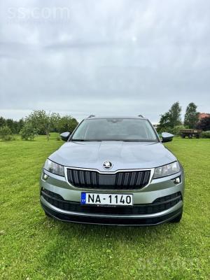 Pelēks Skoda Karoq 2021 Jelgava, ar dzinēja tilpumu 1.60 L un nobraukumu 91 tūkst. km par 18600 €, foto  vietnē AUTOMOTO.COM.LV