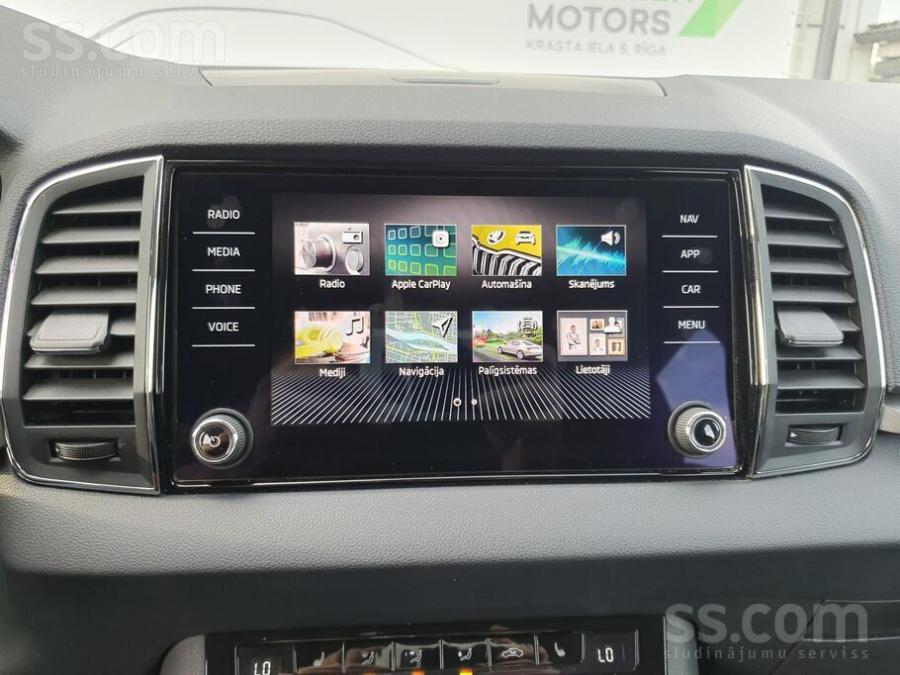 Pelēks Skoda Karoq 2021 Rīga, ar dzinēja tilpumu 1.50 L un nobraukumu 96 tūkst. km par 19900 €, foto 23 vietnē AUTOMOTO.COM.LV