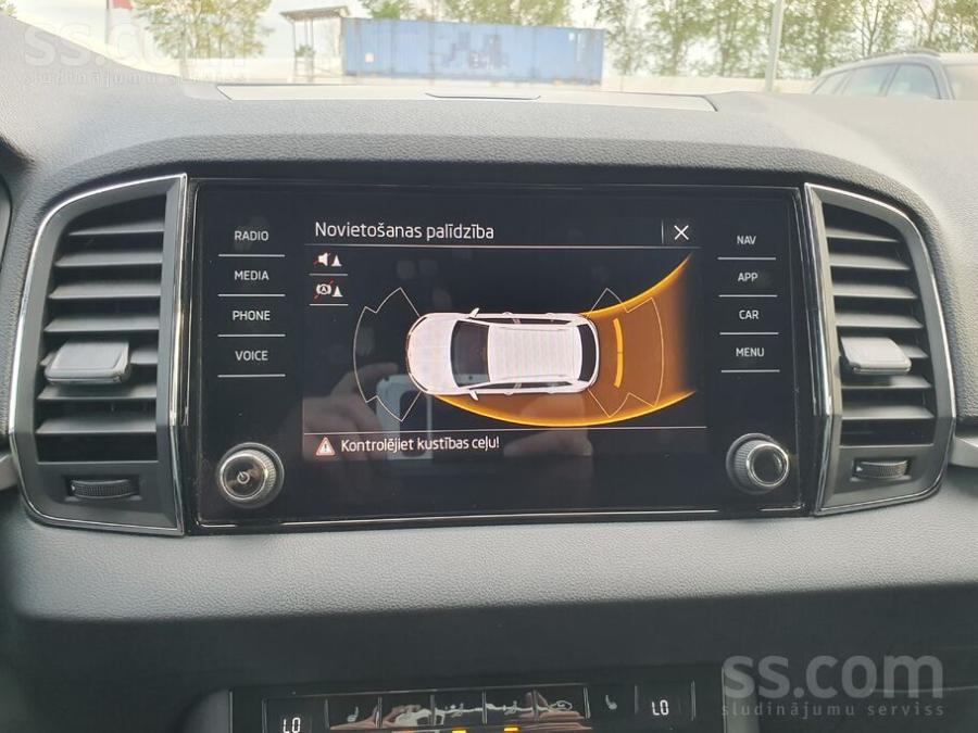 Pelēks Skoda Karoq 2021 Rīga, ar dzinēja tilpumu 1.50 L un nobraukumu 96 tūkst. km par 19900 €, foto 28 vietnē AUTOMOTO.COM.LV