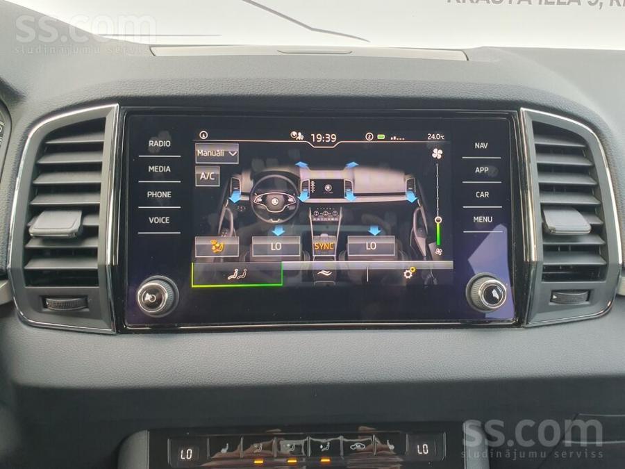 Pelēks Skoda Karoq 2021 Rīga, ar dzinēja tilpumu 1.50 L un nobraukumu 96 tūkst. km par 19900 €, foto 29 vietnē AUTOMOTO.COM.LV