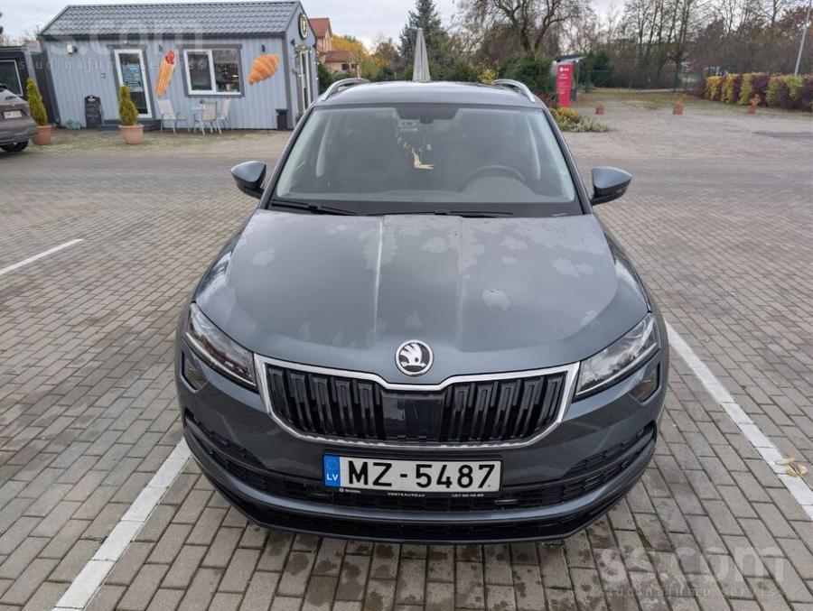 Pelēks Skoda Karoq 2021 Rīga, ar dzinēja tilpumu 1.50 L un nobraukumu 67 tūkst. km par 21000 €, foto 4 vietnē AUTOMOTO.COM.LV