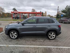 Pelēks Skoda Karoq 2021 Rīga, ar dzinēja tilpumu 1.50 L un nobraukumu 67 tūkst. km par 21000 €, foto 5 vietnē AUTOMOTO.COM.LV