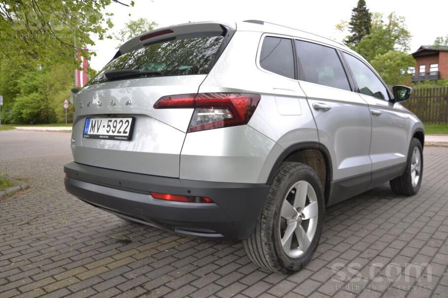 Серый Шкода Karoq 2021 в Рига, объемом двигателя 1.50 л и пробегом 135 тыс. км за 17900 €, фото 6 на AUTOMOTO.COM.LV
