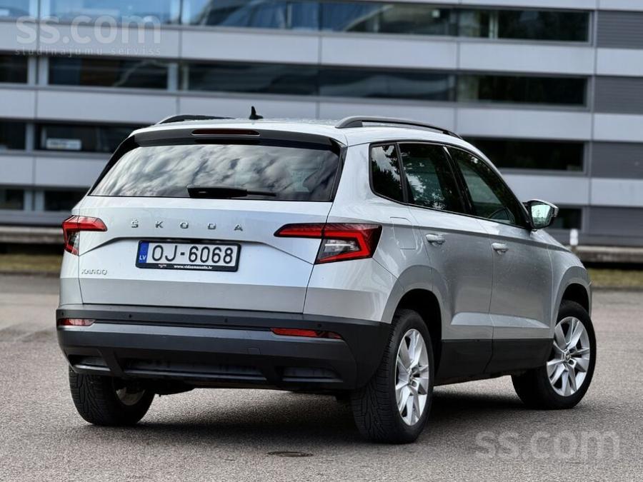 Pelēks Skoda Karoq 2021 Rīga, ar dzinēja tilpumu 2.00 L un nobraukumu 183 tūkst. km par 15600 €, foto 5 vietnē AUTOMOTO.COM.LV