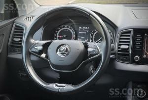 Pelēks Skoda Karoq 2021 Rīga, ar dzinēja tilpumu 2.00 L un nobraukumu 183 tūkst. km par 15600 €, foto 10 vietnē AUTOMOTO.COM.LV