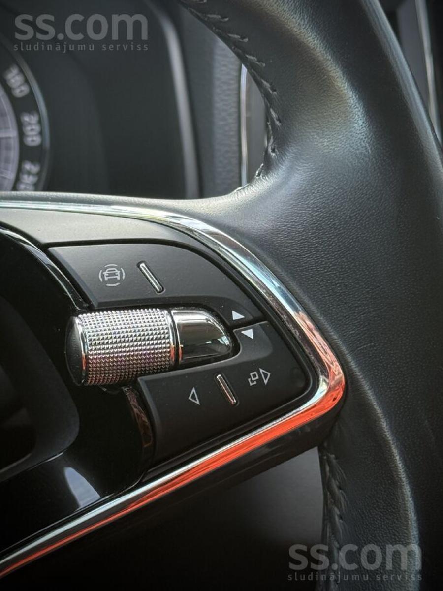 Pelēks Skoda Karoq 2021 Rīga, ar dzinēja tilpumu 2.00 L un nobraukumu 183 tūkst. km par 15600 €, foto 11 vietnē AUTOMOTO.COM.LV