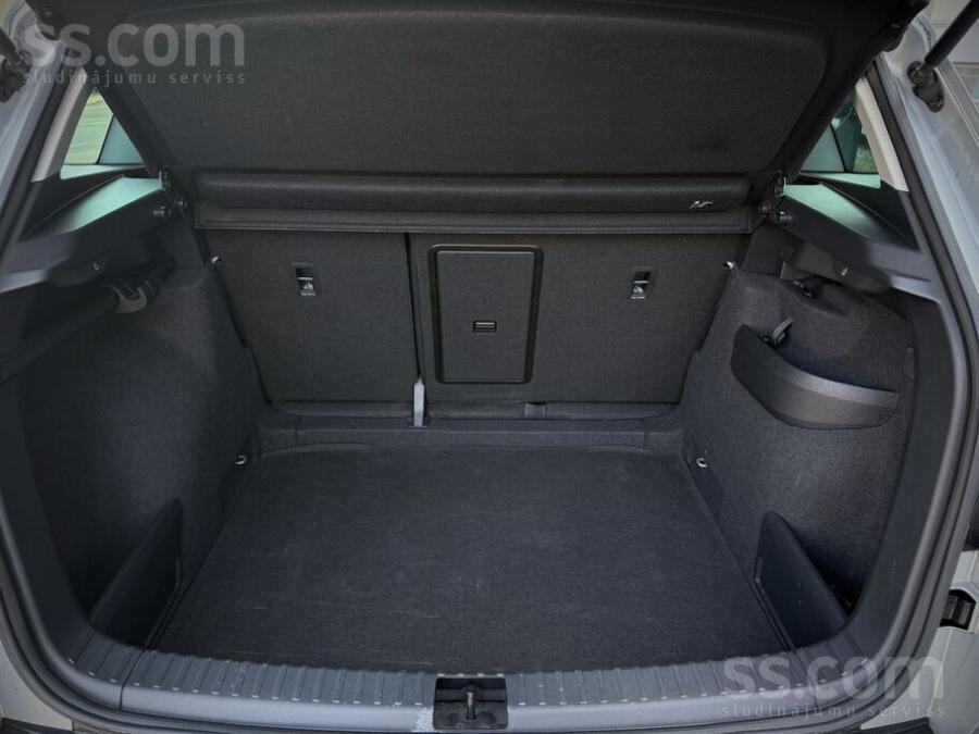 Pelēks Skoda Karoq 2021 Rīga, ar dzinēja tilpumu 2.00 L un nobraukumu 183 tūkst. km par 15600 €, foto 21 vietnē AUTOMOTO.COM.LV