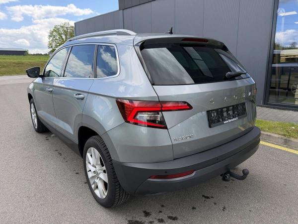 Grey Skoda Karoq 2021 in Kaunas, with an engine capacity of 1.50 L and mileage of 182 thousand km for 16700 €, photo 7 on AUTOMOTO.COM.LV