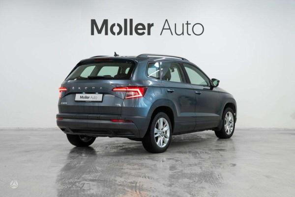 Grey Skoda Karoq 2021 in Vilnius, with an engine capacity of 2.00 L and mileage of 175 thousand km for 16600 €, photo 3 on AUTOMOTO.COM.LV