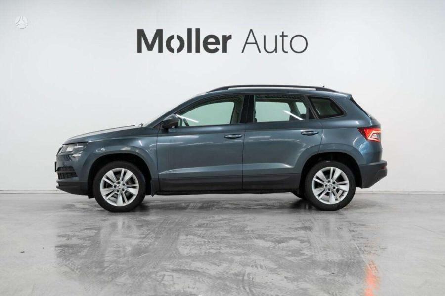 Grey Skoda Karoq 2021 in Vilnius, with an engine capacity of 2.00 L and mileage of 185 thousand km for 16000 €, photo 3 on AUTOMOTO.COM.LV
