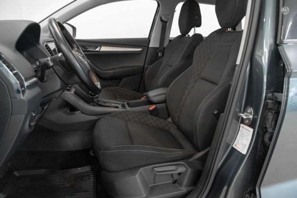 Grey Skoda Karoq 2021 in Vilnius, with an engine capacity of 2.00 L and mileage of 185 thousand km for 16000 €, photo 8 on AUTOMOTO.COM.LV