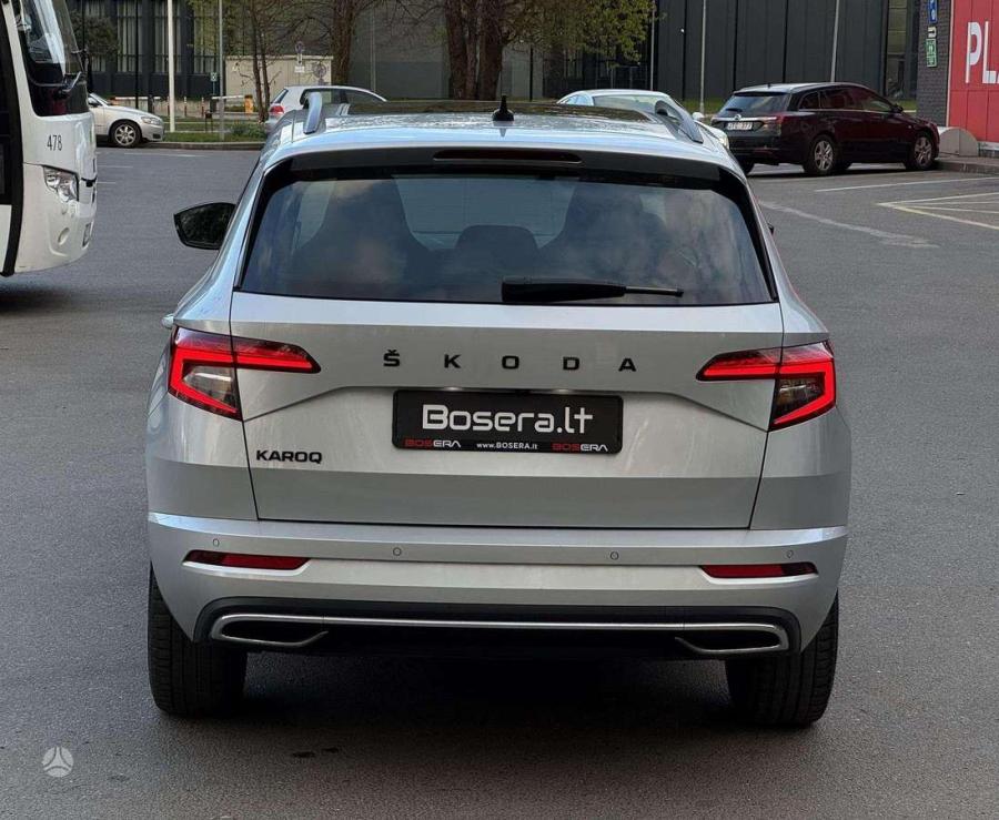 Grey Skoda Karoq 2021 in Vilnius, with an engine capacity of 1.50 L and mileage of 200 thousand km for 18990 €, photo 7 on AUTOMOTO.COM.LV