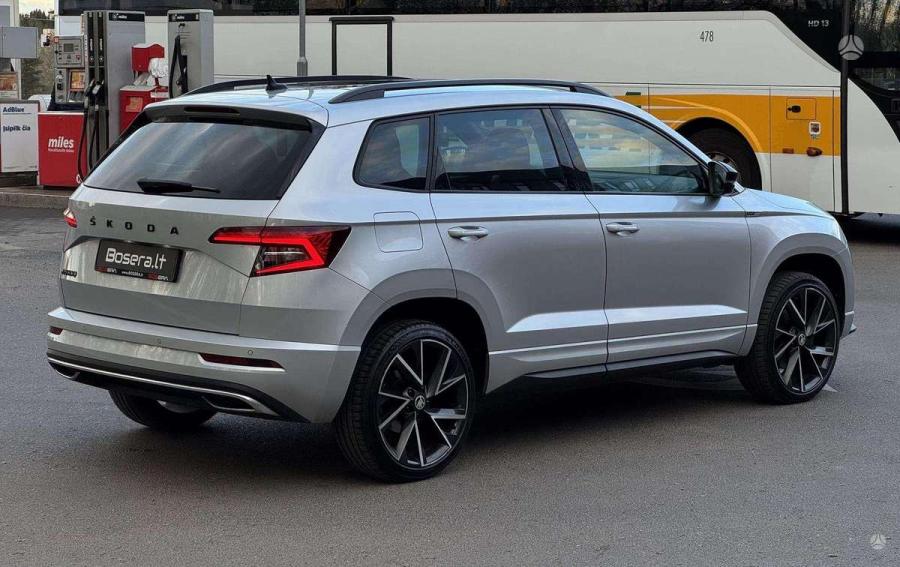 Grey Skoda Karoq 2021 in Vilnius, with an engine capacity of 1.50 L and mileage of 200 thousand km for 18990 €, photo 8 on AUTOMOTO.COM.LV