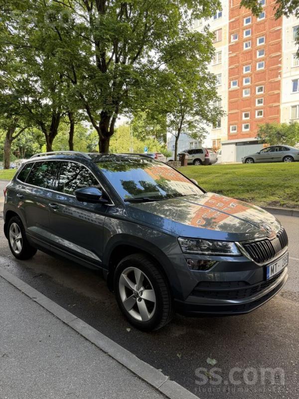 Pelēks Skoda Karoq 2021 Rīga, ar dzinēja tilpumu 1.50 L un nobraukumu 43 tūkst. km par 20500 €, foto 3 vietnē AUTOMOTO.COM.LV