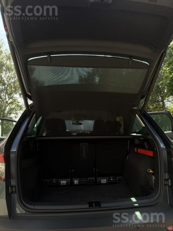 Pelēks Skoda Karoq 2021 Rīga, ar dzinēja tilpumu 1.50 L un nobraukumu 43 tūkst. km par 20500 €, foto 9 vietnē AUTOMOTO.COM.LV