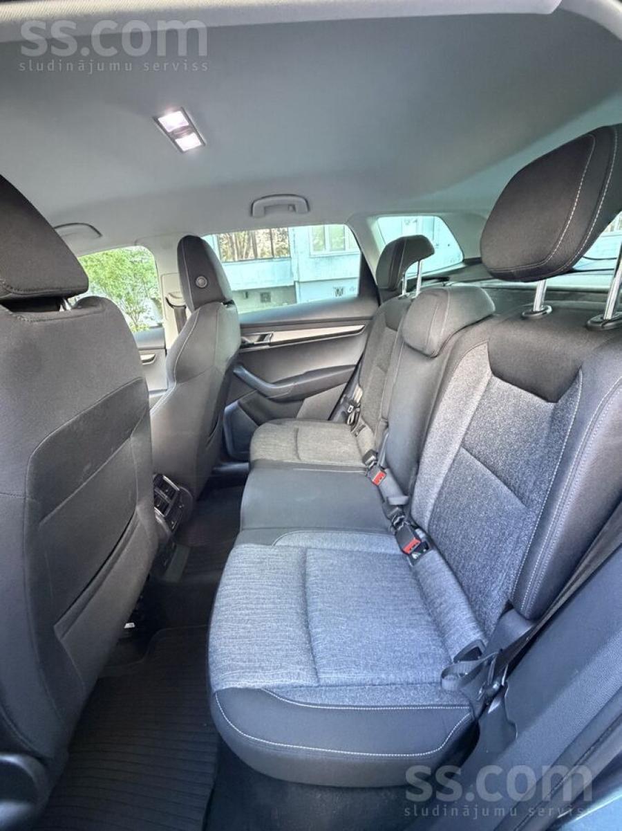 Grey Skoda Karoq 2021 in Riga, with an engine capacity of 1.50 L and mileage of 43 thousand km for 20500 €, photo 16 on AUTOMOTO.COM.LV