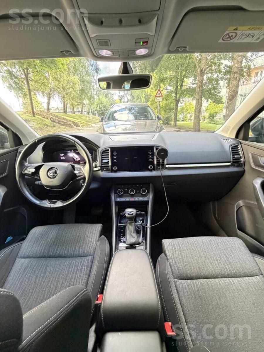 Grey Skoda Karoq 2021 in Riga, with an engine capacity of 1.50 L and mileage of 43 thousand km for 20500 €, photo 18 on AUTOMOTO.COM.LV