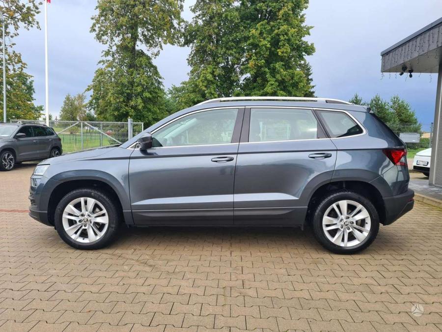 Pelēks Skoda Karoq 2021 Šauļi, ar dzinēja tilpumu 1.50 L un nobraukumu 180 tūkst. km par 16900 €, foto 6 vietnē AUTOMOTO.COM.LV