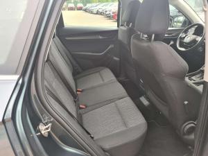 Pelēks Skoda Karoq 2021 Šauļi, ar dzinēja tilpumu 1.50 L un nobraukumu 180 tūkst. km par 16900 €, foto 21 vietnē AUTOMOTO.COM.LV