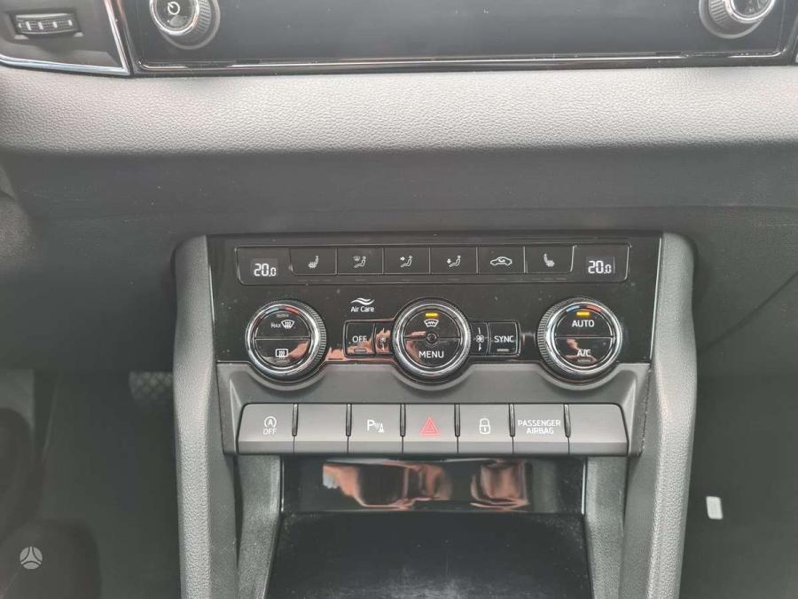 Pelēks Skoda Karoq 2021 Šauļi, ar dzinēja tilpumu 1.50 L un nobraukumu 180 tūkst. km par 16900 €, foto 27 vietnē AUTOMOTO.COM.LV