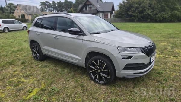 Skoda Karoq 2021 Rīga vietnē Pelēks Skoda Karoq 2021 Rīga, ar dzinēja tilpumu 2.00 L un nobraukumu 64 tūkst. km par 21000 €, foto 4 vietnē AUTOMOTO.COM.LV