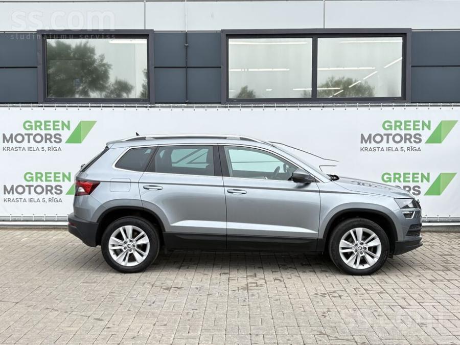 Grey Skoda Karoq 2021 in Riga, with an engine capacity of 1.50 L and mileage of 95 thousand km for 18500 €, photo 6 on AUTOMOTO.COM.LV