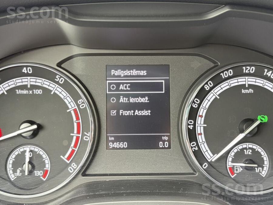 Grey Skoda Karoq 2021 in Riga, with an engine capacity of 1.50 L and mileage of 95 thousand km for 18500 €, photo 18 on AUTOMOTO.COM.LV