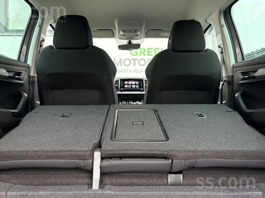 Grey Skoda Karoq 2021 in Riga, with an engine capacity of 1.50 L and mileage of 95 thousand km for 18500 €, photo 25 on AUTOMOTO.COM.LV