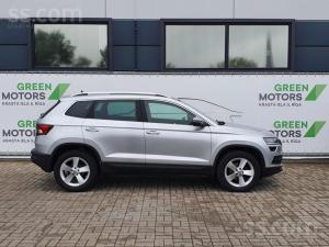 Grey Skoda Karoq 2021 in Riga, with an engine capacity of 1.50 L and mileage of 137 thousand km for 18900 €, photo 5 on AUTOMOTO.COM.LV