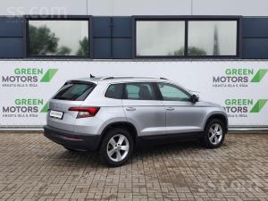 Grey Skoda Karoq 2021 in Riga, with an engine capacity of 1.50 L and mileage of 137 thousand km for 18900 €, photo 7 on AUTOMOTO.COM.LV