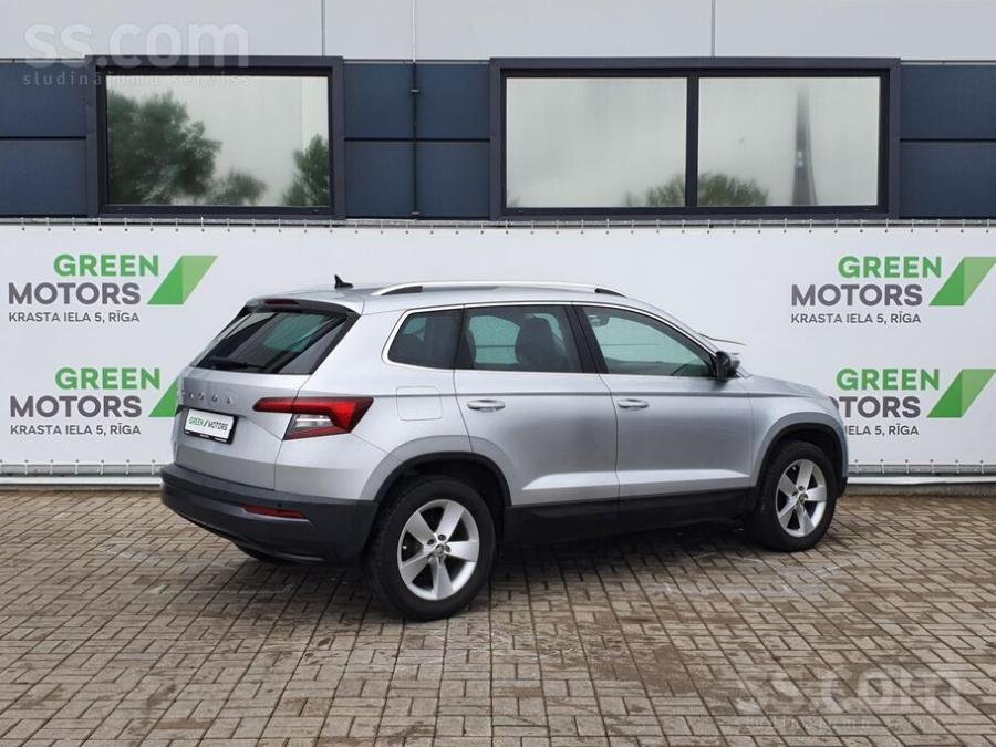Grey Skoda Karoq 2021 in Riga, with an engine capacity of 1.50 L and mileage of 137 thousand km for 18900 €, photo 7 on AUTOMOTO.COM.LV