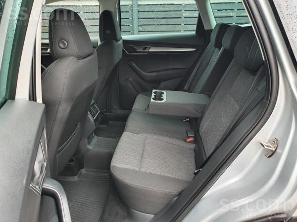 Pelēks Skoda Karoq 2021 Rīga, ar dzinēja tilpumu 1.50 L un nobraukumu 137 tūkst. km par 18900 €, foto 10 vietnē AUTOMOTO.COM.LV