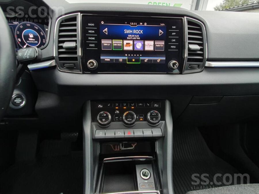 Grey Skoda Karoq 2021 in Riga, with an engine capacity of 1.50 L and mileage of 137 thousand km for 18900 €, photo 17 on AUTOMOTO.COM.LV