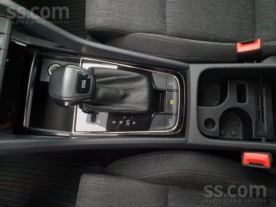 Grey Skoda Karoq 2021 in Riga, with an engine capacity of 1.50 L and mileage of 137 thousand km for 18900 €, photo 28 on AUTOMOTO.COM.LV