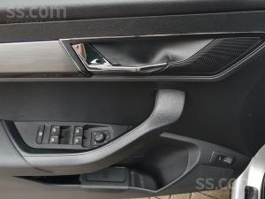 Grey Skoda Karoq 2021 in Riga, with an engine capacity of 1.50 L and mileage of 137 thousand km for 18900 €, photo 32 on AUTOMOTO.COM.LV