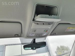 Grey Skoda Karoq 2021 in Riga, with an engine capacity of 1.50 L and mileage of 137 thousand km for 18900 €, photo 33 on AUTOMOTO.COM.LV