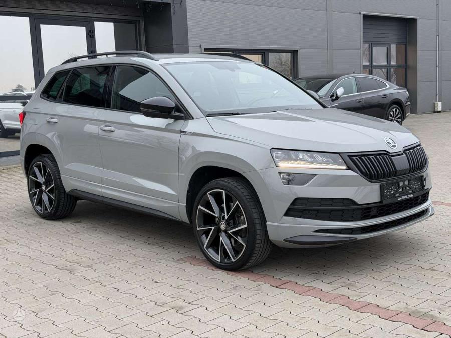 Grey Skoda Karoq 2022 in Siauliai, with an engine capacity of 1.50 L and mileage of 166 thousand km for 21768 €, photo 2 on AUTOMOTO.COM.LV