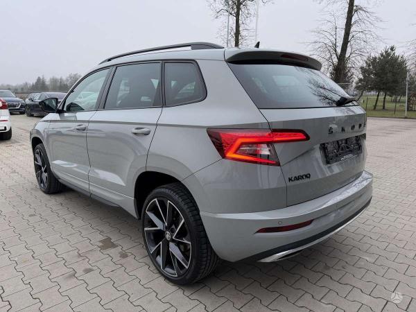Pelēks Skoda Karoq 2022 Šauļi, ar dzinēja tilpumu 1.50 L un nobraukumu 166 tūkst. km par 21768 €, foto 9 vietnē AUTOMOTO.COM.LV
