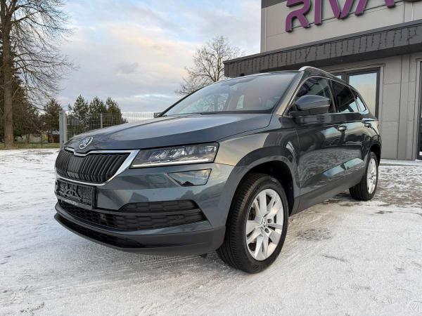 Grey Skoda Karoq 2022 in Siauliai, with an engine capacity of 1.50 L and mileage of 193 thousand km for 18400 €, photo 5 on AUTOMOTO.COM.LV