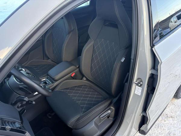 Pelēks Skoda Karoq 2022 Kauņa, ar dzinēja tilpumu 1.97 L un nobraukumu 183 tūkst. km par 21500 €, foto 11 vietnē AUTOMOTO.COM.LV