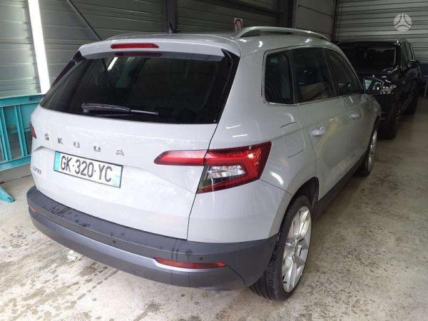 Grey Skoda Karoq 2022 in Vilnius, with an engine capacity of 1.50 L and mileage of 112 thousand km for 22990 €, photo 3 on AUTOMOTO.COM.LV