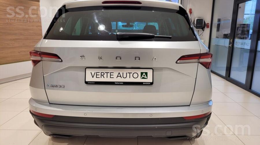 Pelēks Skoda Karoq 2022 Rīga, ar dzinēja tilpumu 1.50 L un nobraukumu 192 tūkst. km par 18690 €, foto 6 vietnē AUTOMOTO.COM.LV